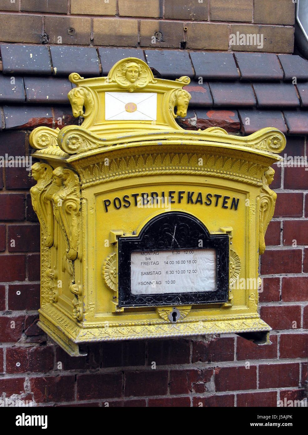 dispatch wall transport mailbox past decoration parcel house wall ...
