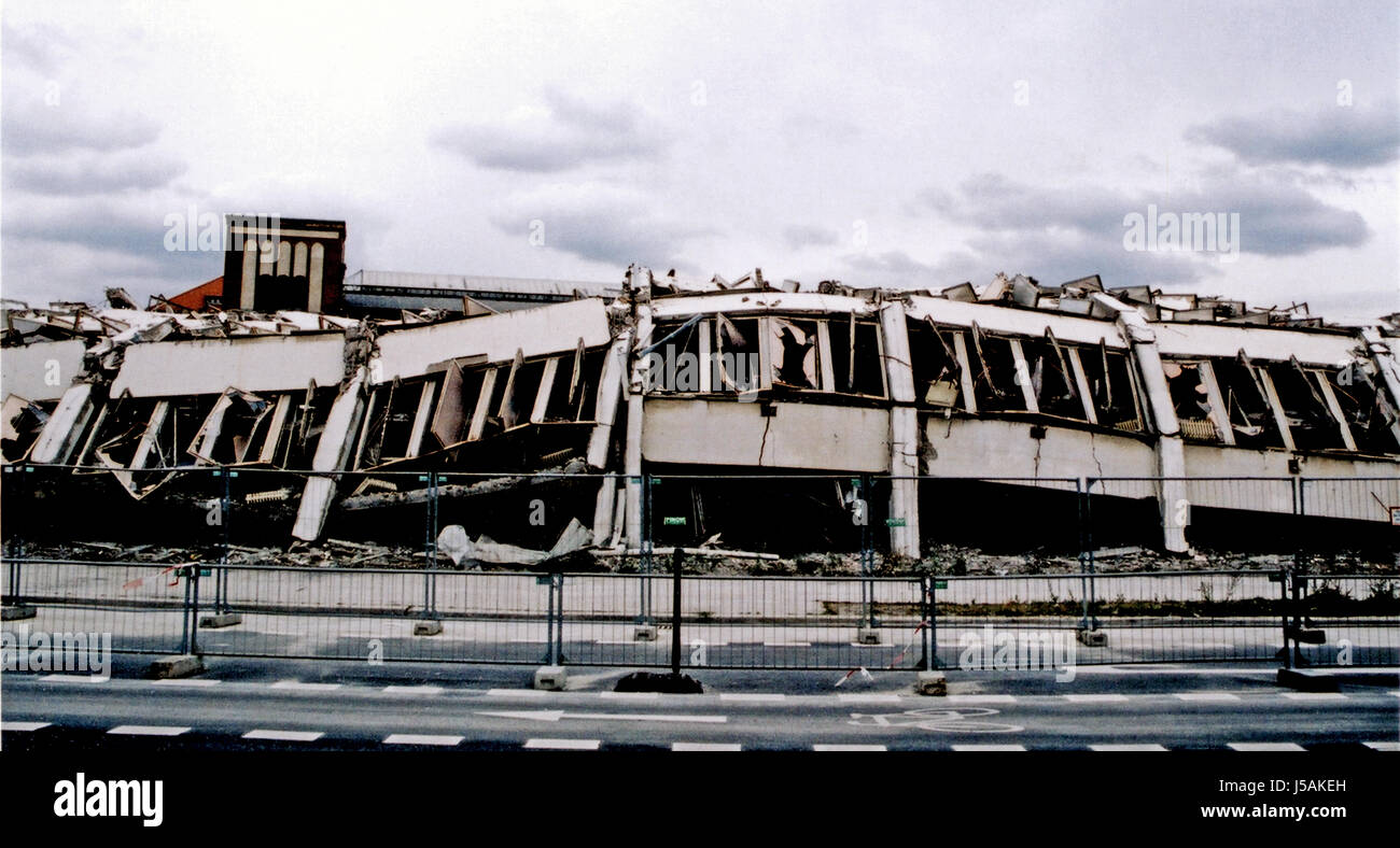 house building berlin ruin mail blasting operation post buildings ...