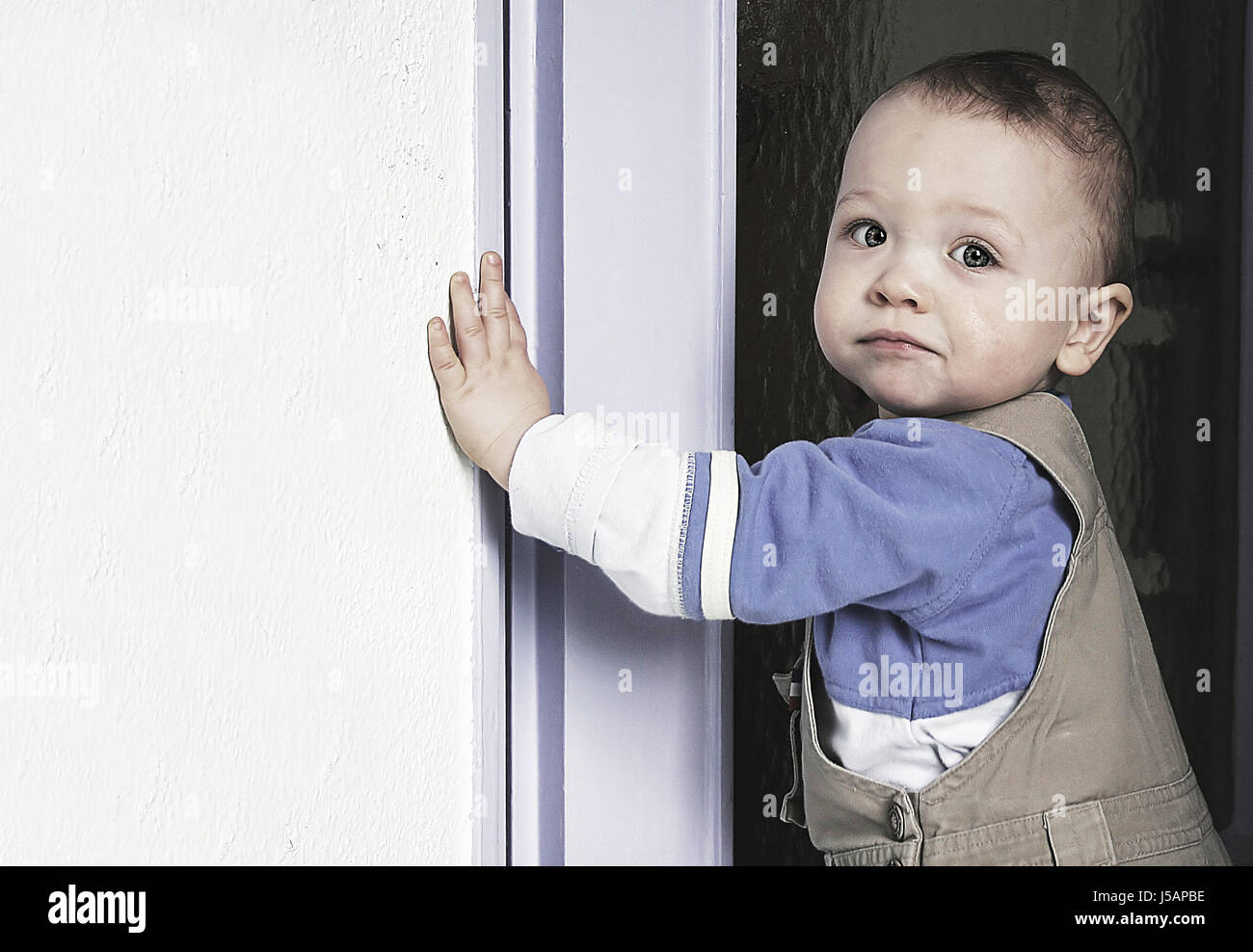 hand portrait look glancing see view looking peeking looking at baby ...