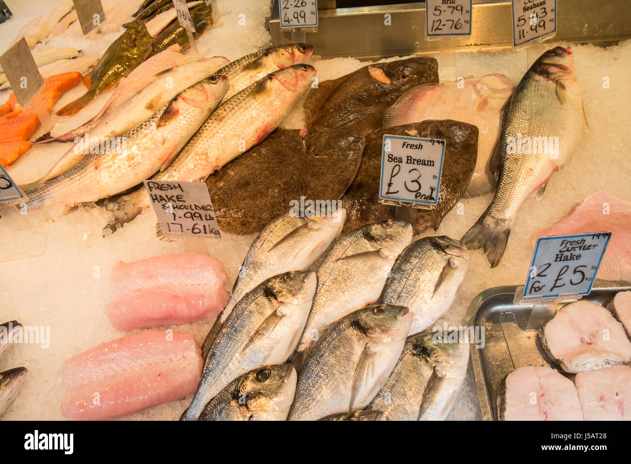 Shellfish seafood wales welsh uk hi-res stock photography and images ...