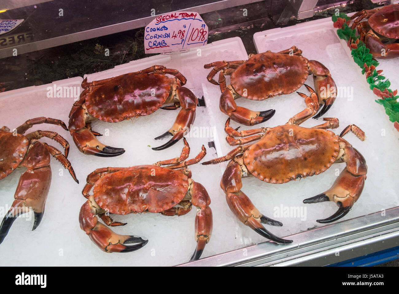 Shellfish seafood wales welsh uk hi-res stock photography and images ...