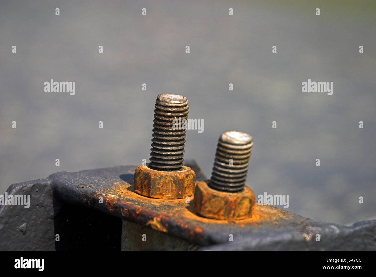 Shipping screws hi-res stock photography and images - Alamy