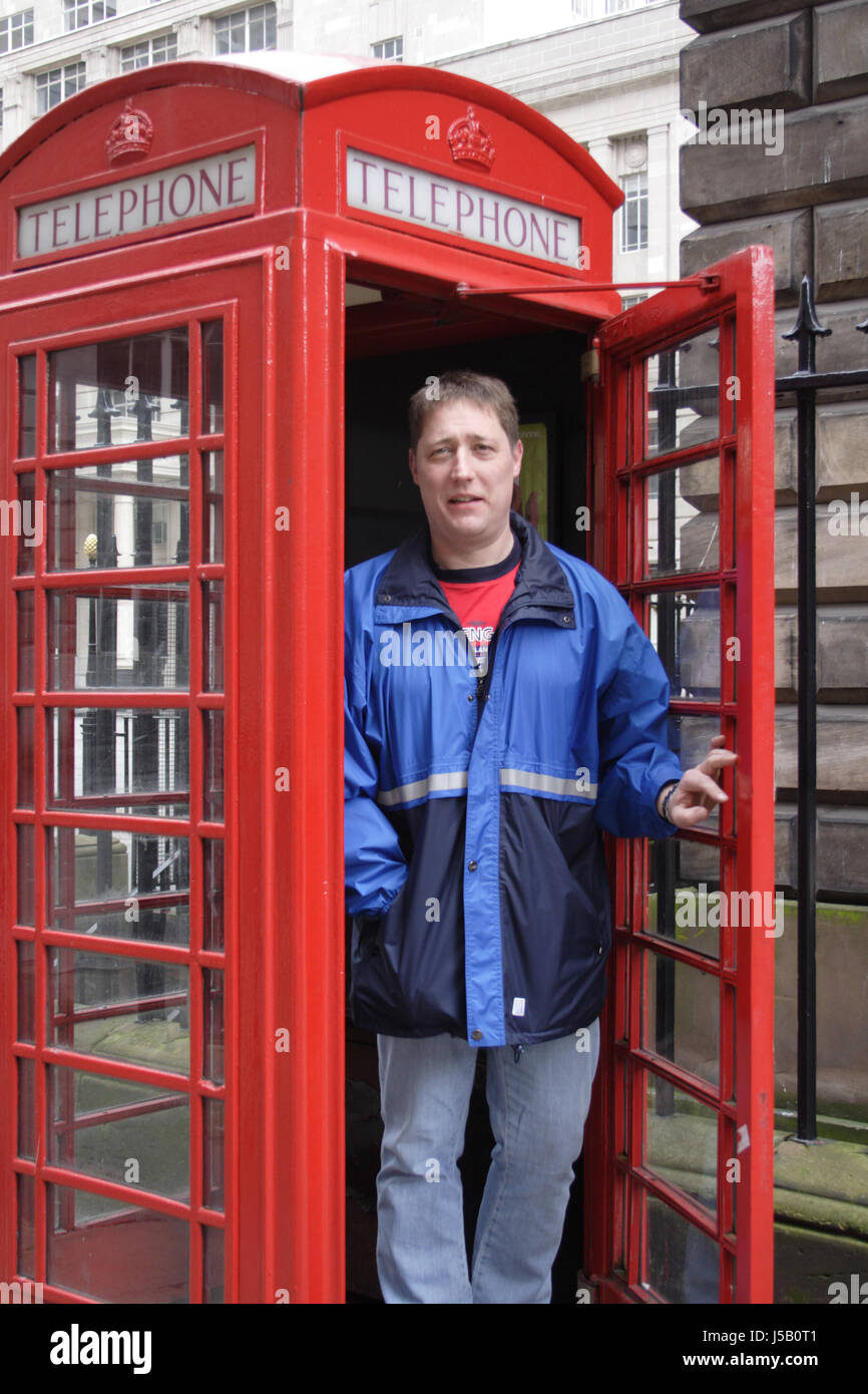 red telephone box 4 Stock Photo - Alamy