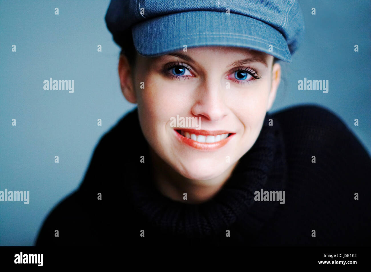 i see blue eyes Stock Photo - Alamy