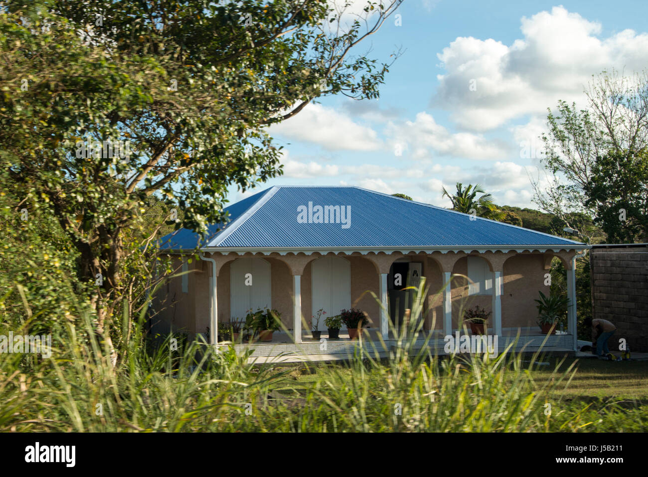 Traditional houses caribbean hi-res stock photography and images - Alamy