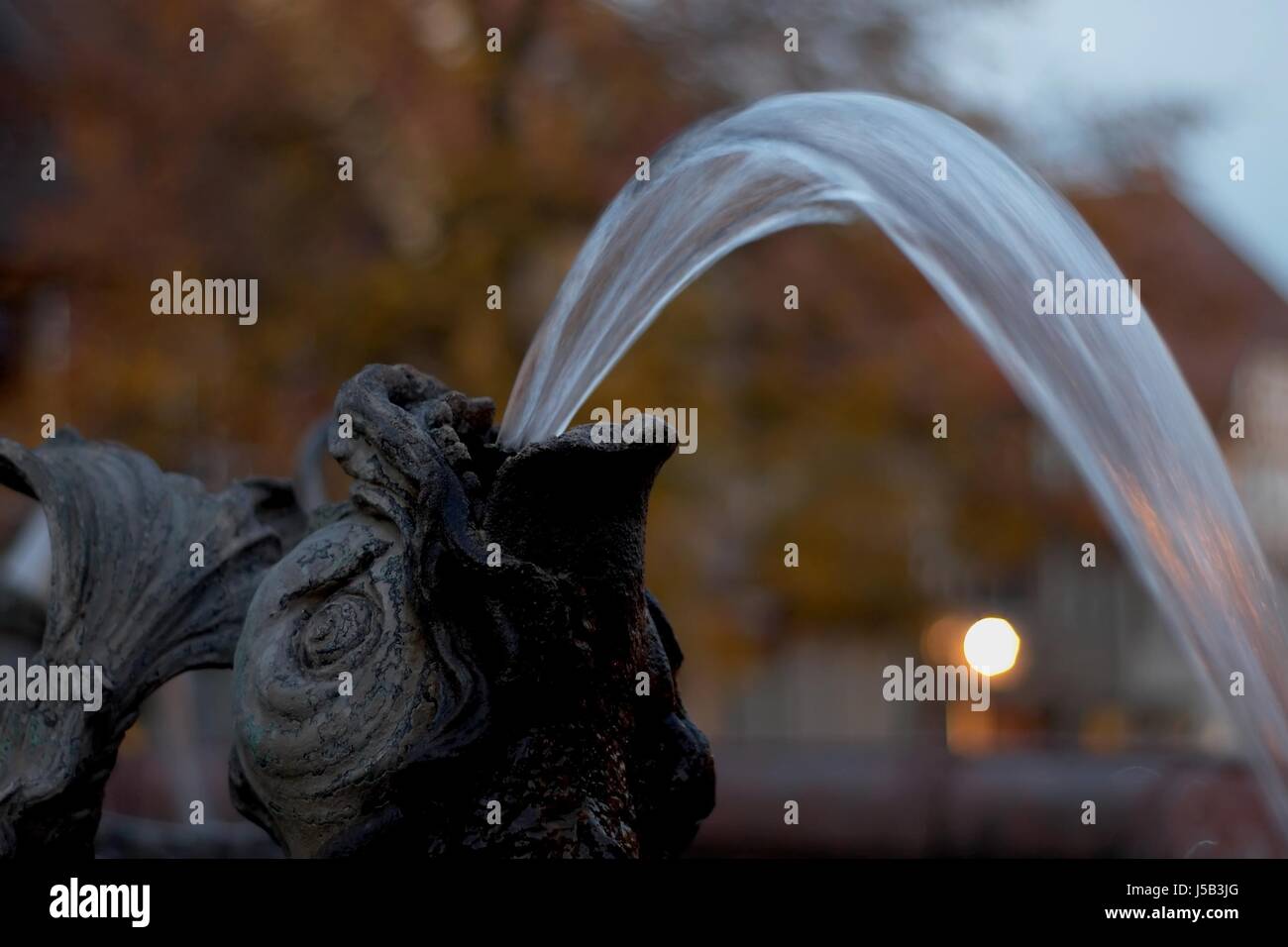 fountain at night Stock Photo - Alamy