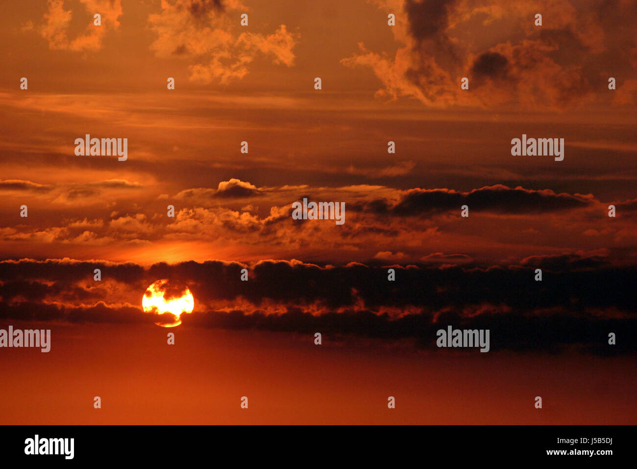 play of colours sunrise tomorrow tendency firmament sky clouds roter ...