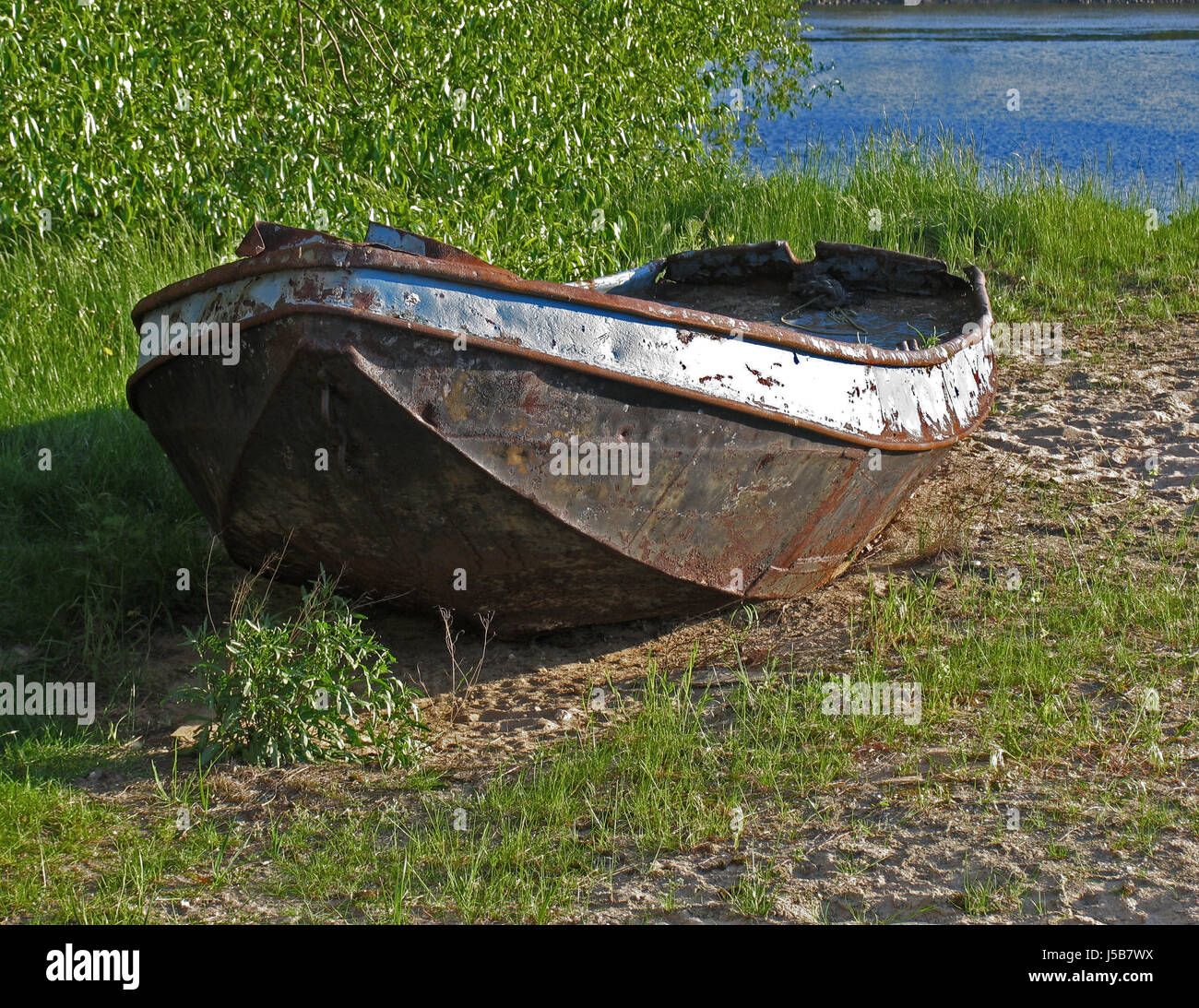 Rotten iron hi-res stock photography and images - Alamy