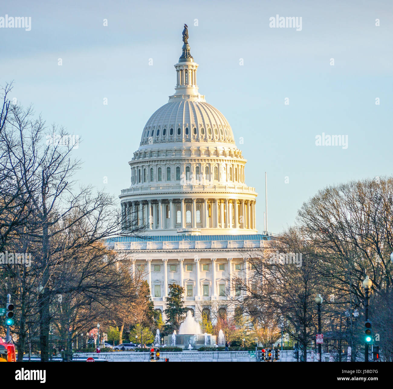 Famous building in Washington DC - The US Capitol - WASHINGTON DC ...