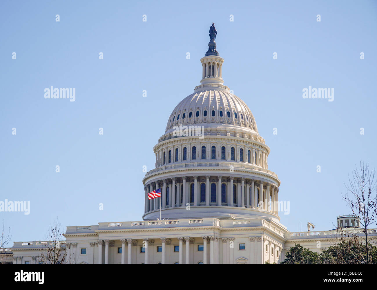 The dome of Famous US Capitol - WASHINGTON DC - COLUMBIA Stock Photo ...