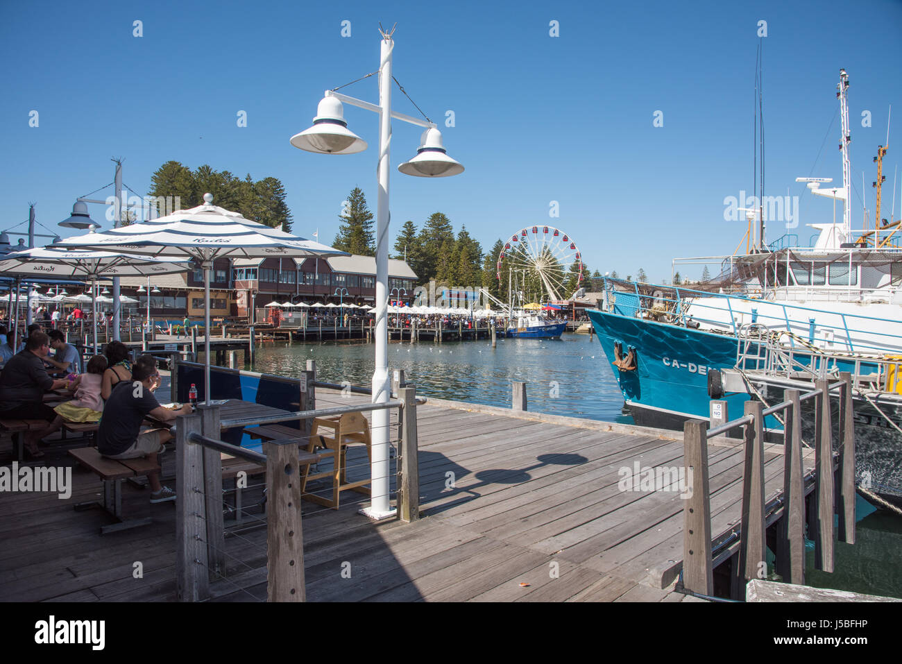 Kailis fish market cafe hi-res stock photography and images - Alamy