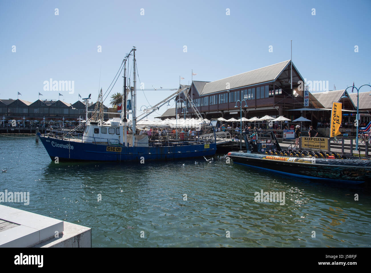 Kailis fish market cafe hi-res stock photography and images - Alamy