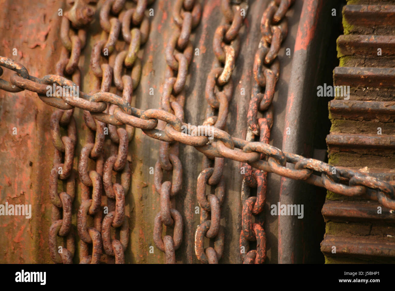 detail historical engine drive motor chain rusty wheel cogwheel rust ...