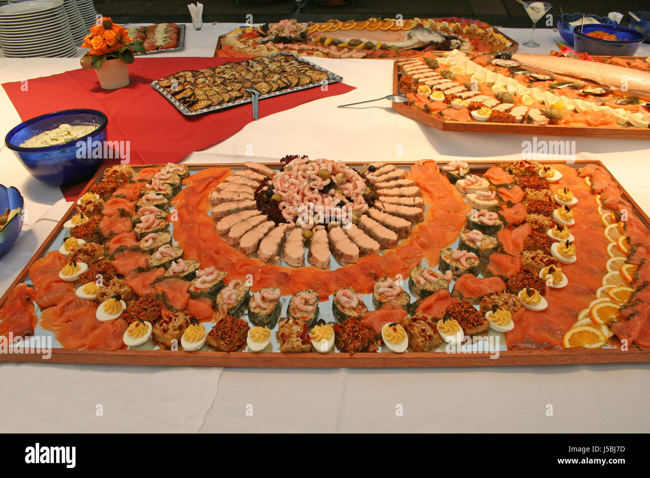 Fischbuffet hi-res stock photography and images - Alamy
