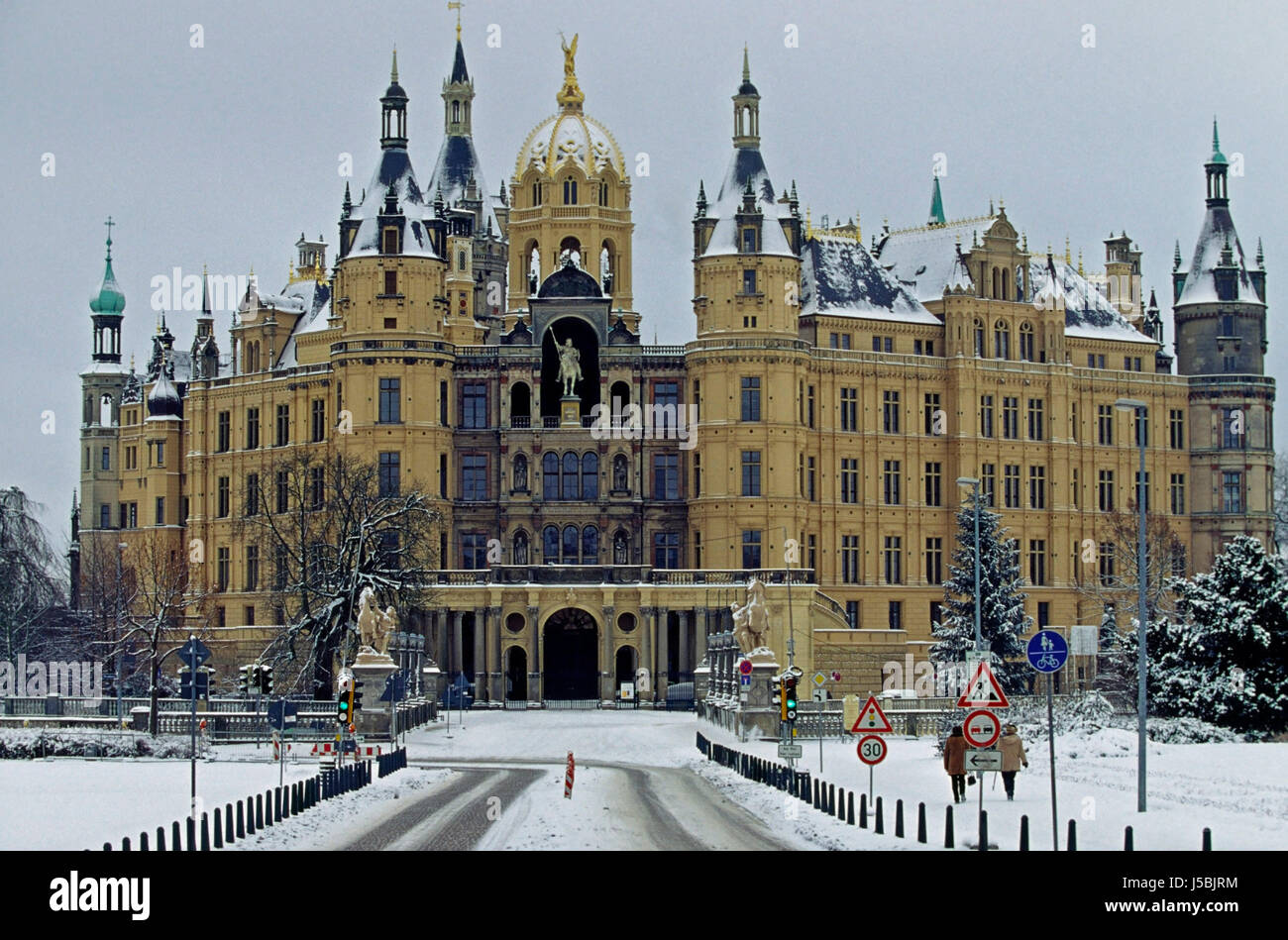 winter cold ice frost mecklenburg seasons Northern Germany duke ...