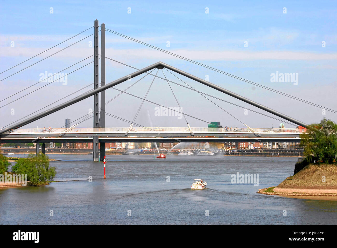 Bridging operation hi-res stock photography and images - Alamy
