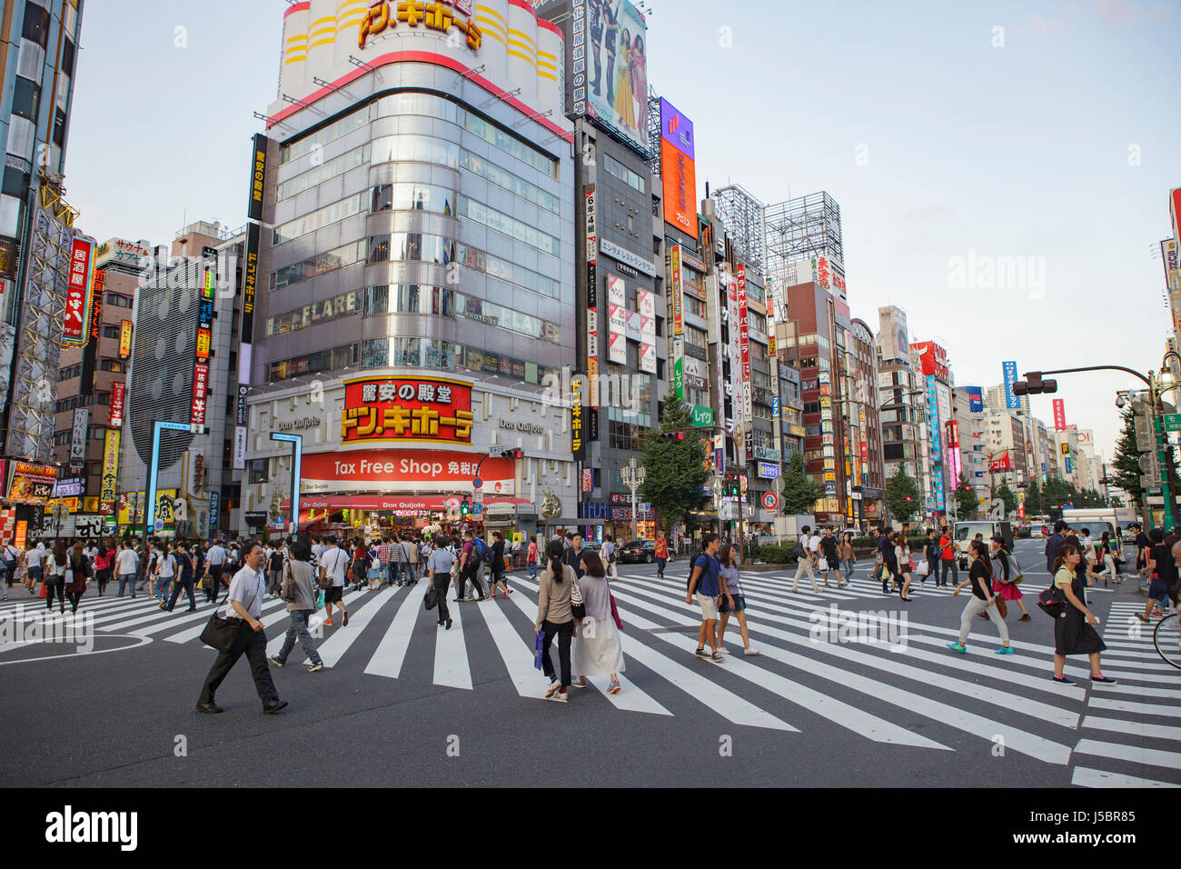 SHINJUKU TOKYO JAPAN-SEPTEMBER 11 : shinjuku important landmark and ...