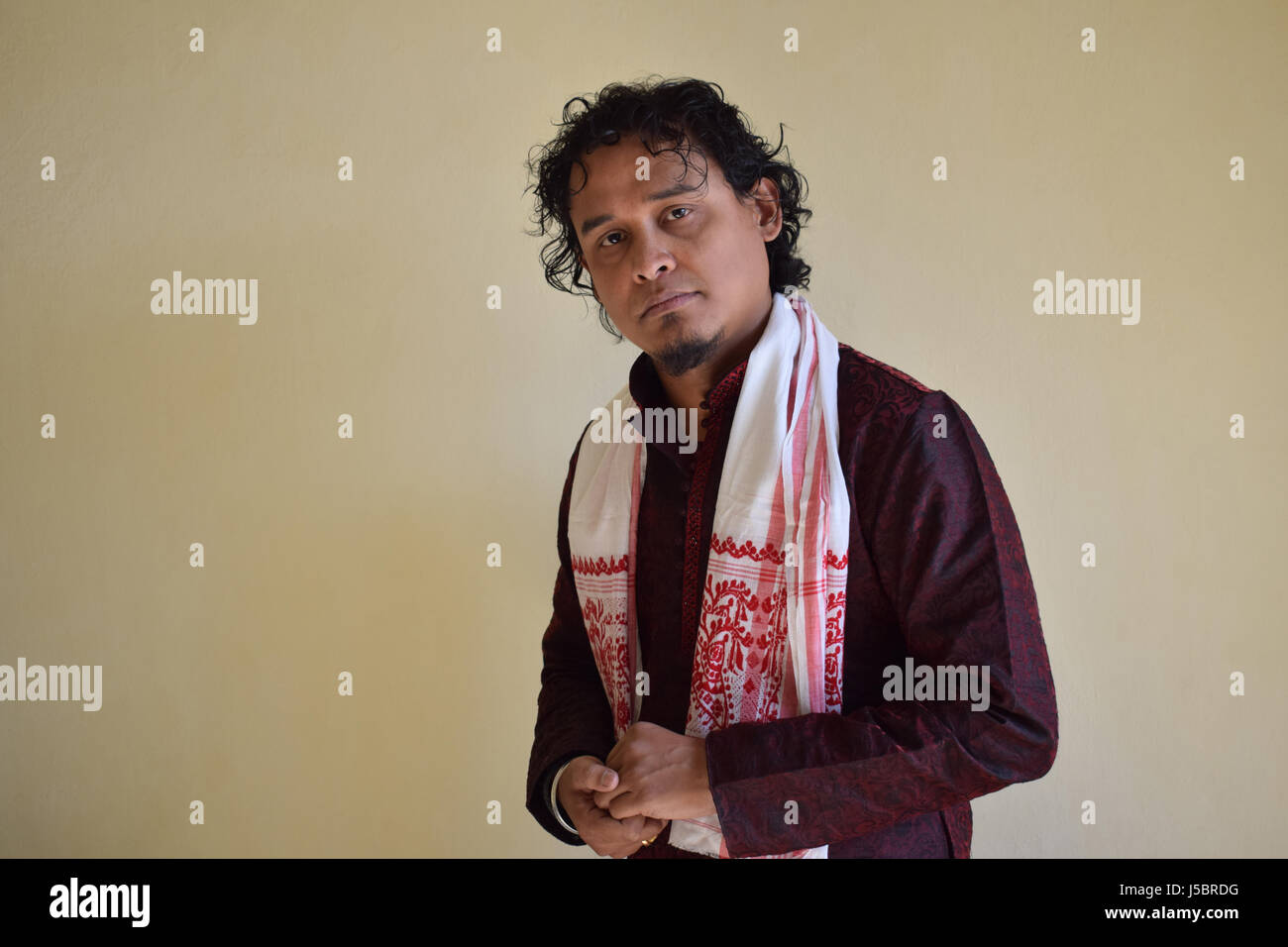 Portrait of Indian young man in a traditional attire, Pune, Maharashtra ...