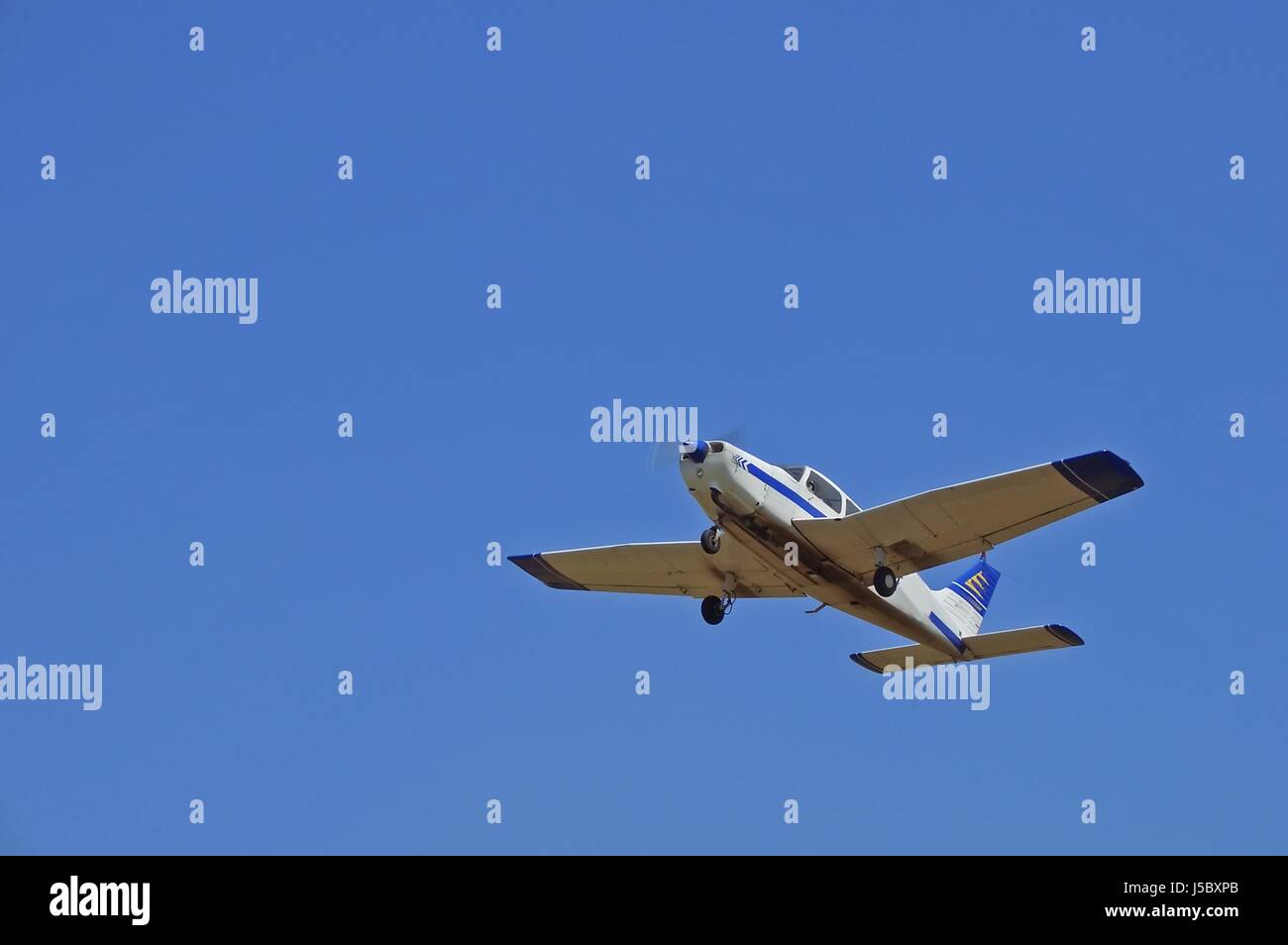 engine drive motor propeller wing wheels landscape format firmament sky ...