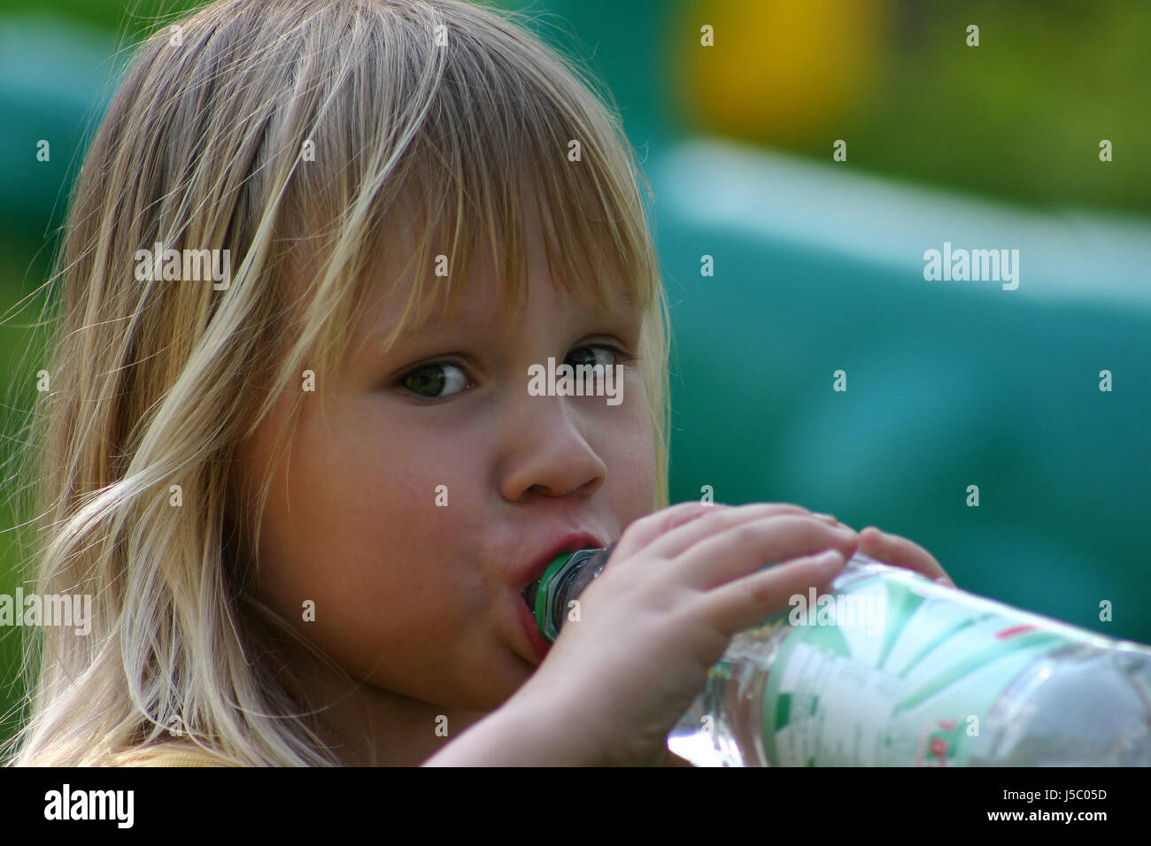 another sip ...... 1 Stock Photo - Alamy