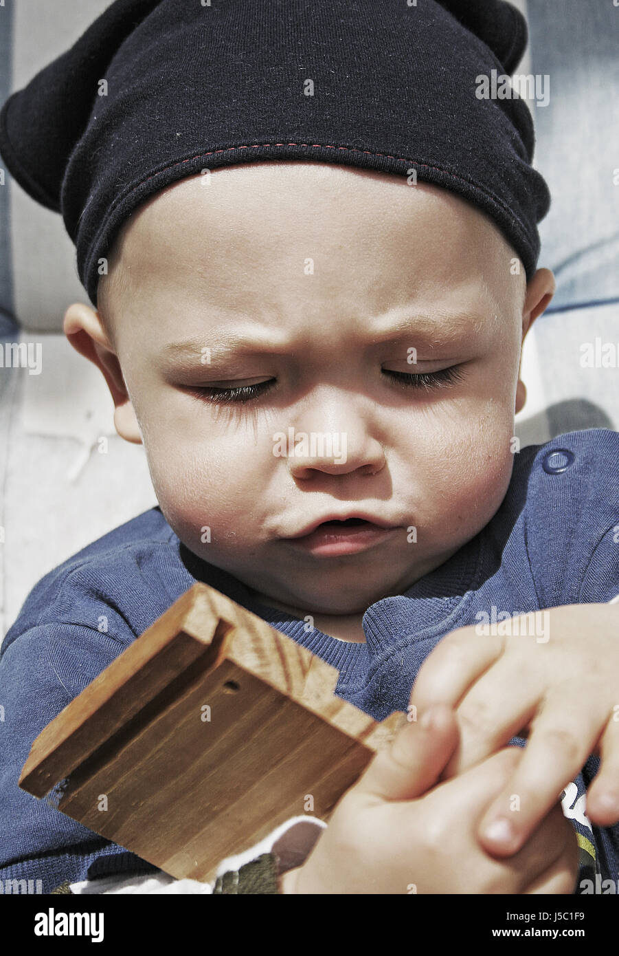 wood portrait look glancing see view looking peeking looking at pass an ...