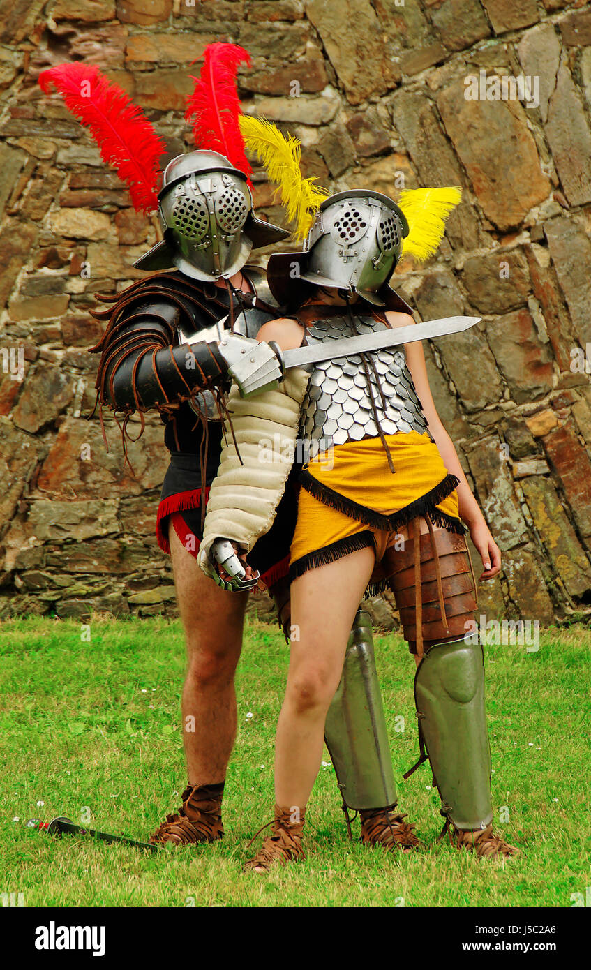 Gladiators fight death hi-res stock photography and images - Alamy