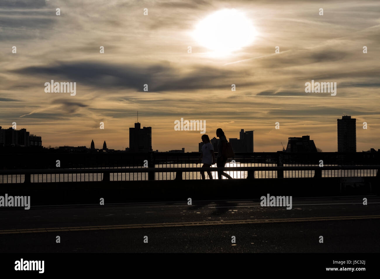 Boston harvard campus river hi-res stock photography and images - Alamy
