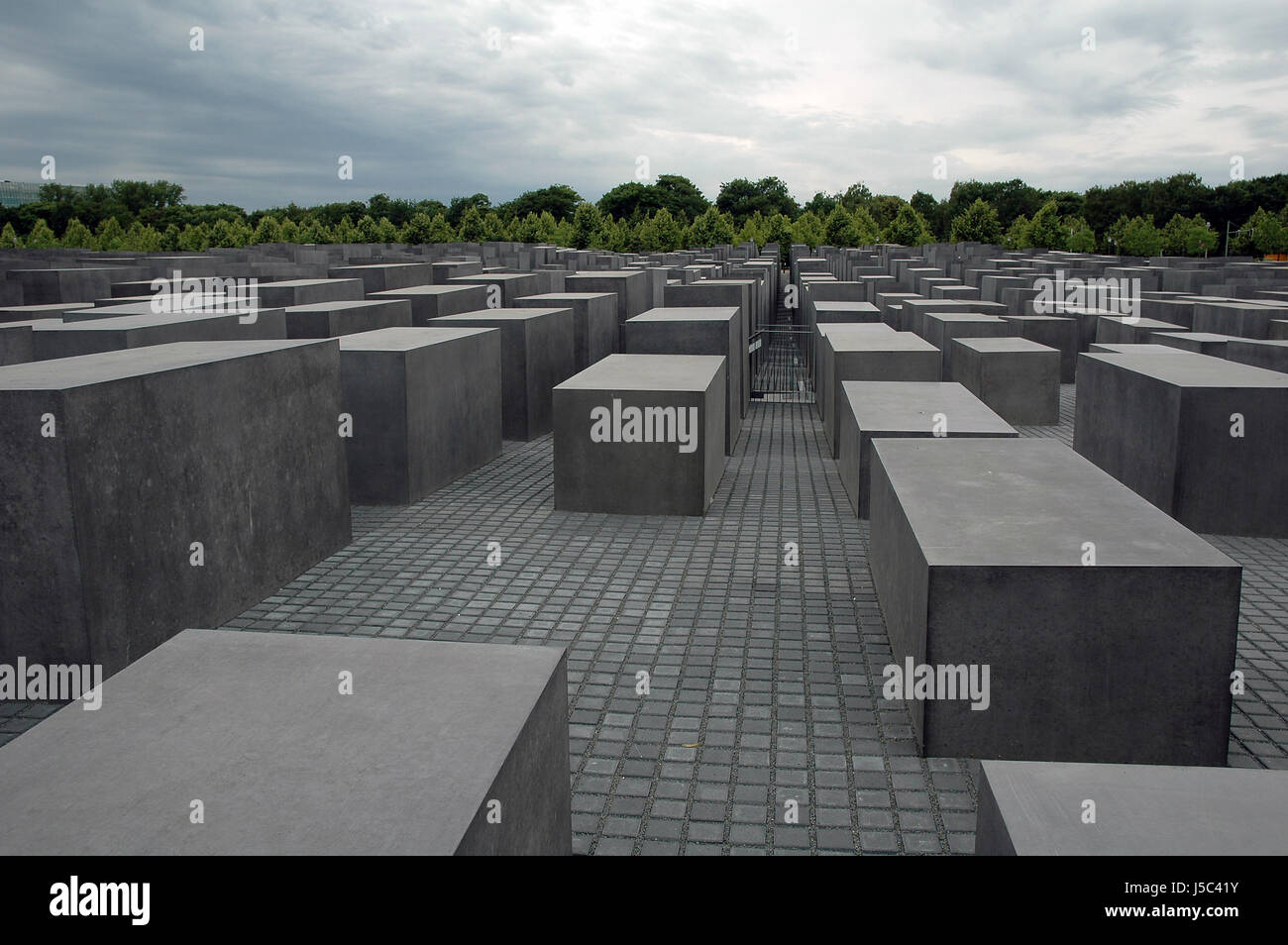 monument remember berlin style of construction architecture ...