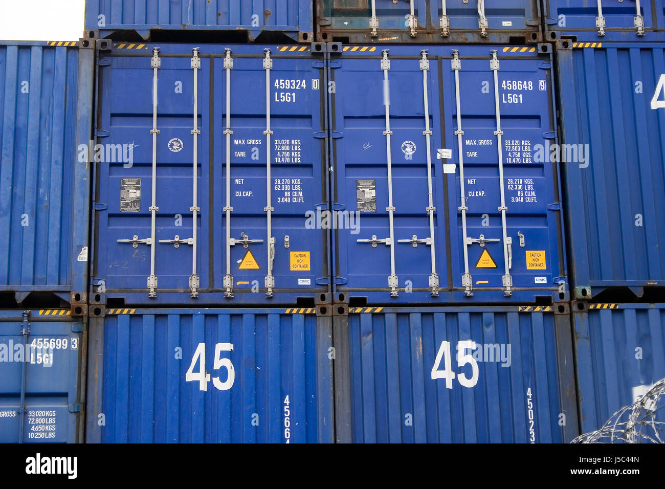 Schiffscontainer hi-res stock photography and images - Alamy