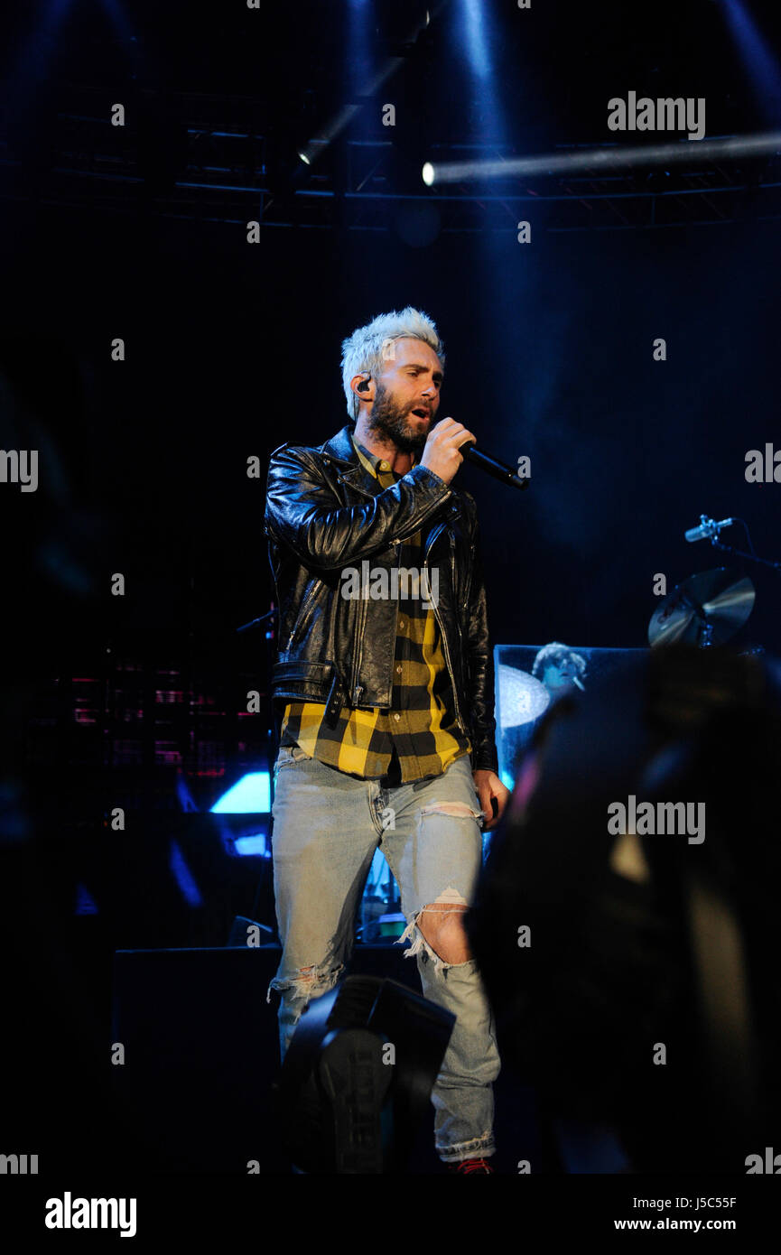 Adam Levine of Maroon 5 performing at the 2017 KIIS FM Wango Tango at ...
