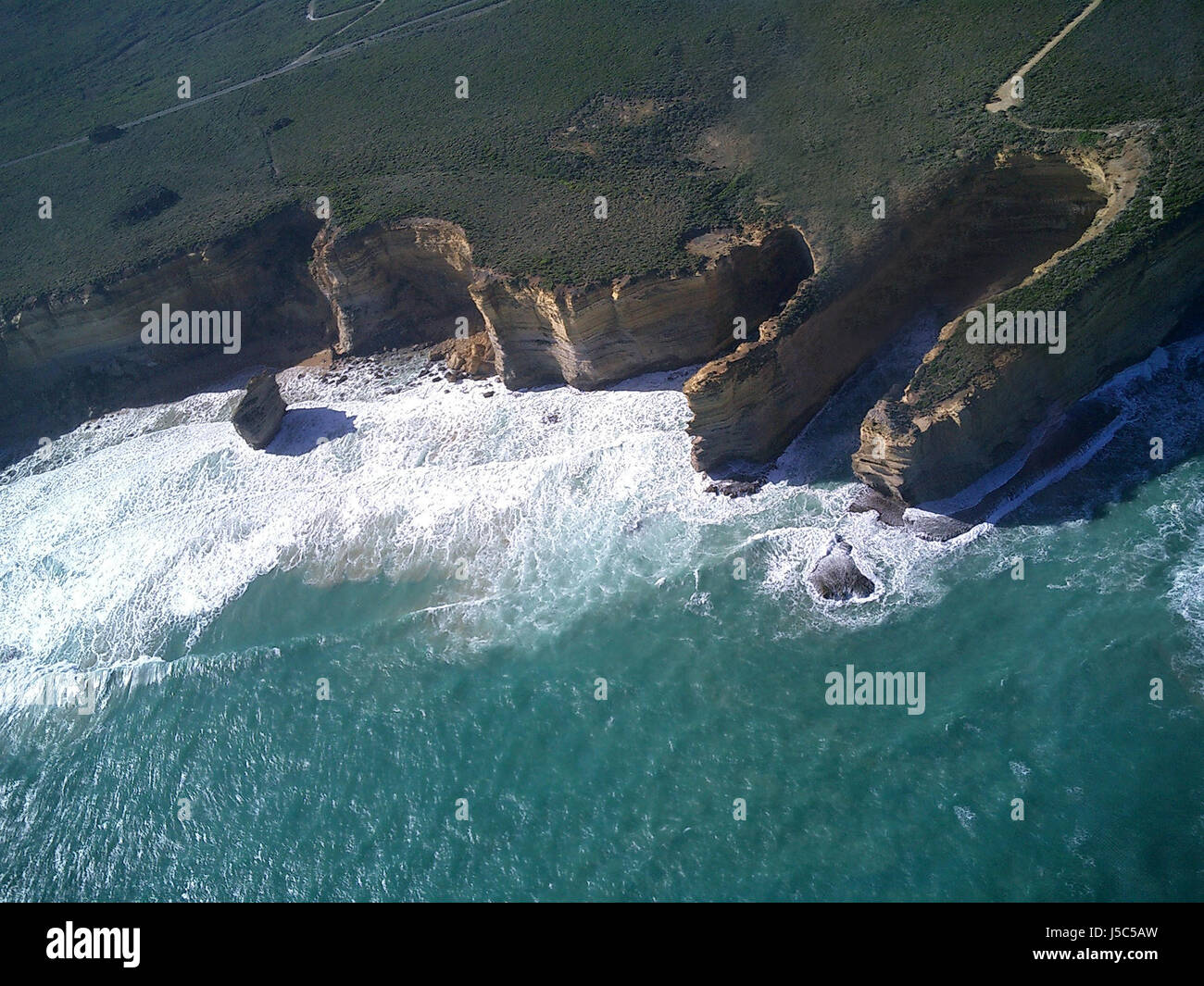 waves attraction rock australia sightseeing tourist attraction nature ...