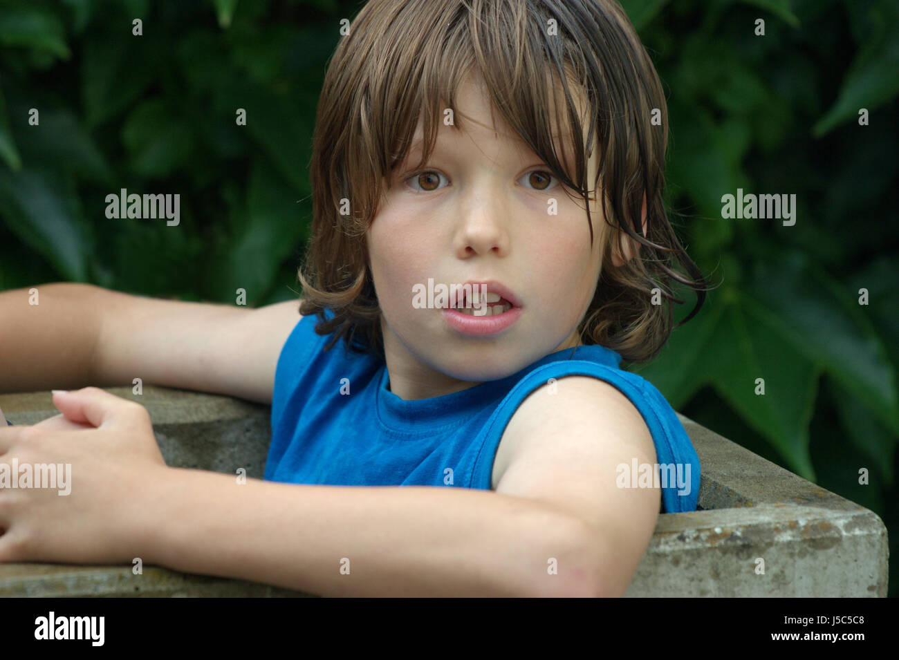 human human being look glancing see view looking peeking looking at ...