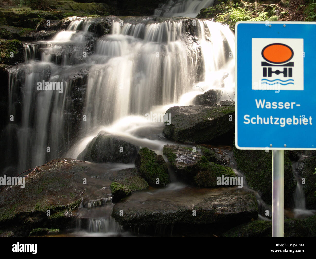 Signal source hi-res stock photography and images - Alamy