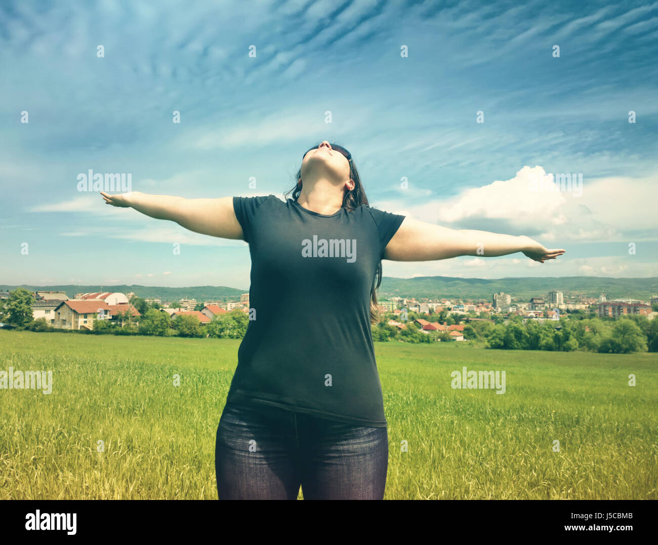 Woman open arms Stock Photo - Alamy