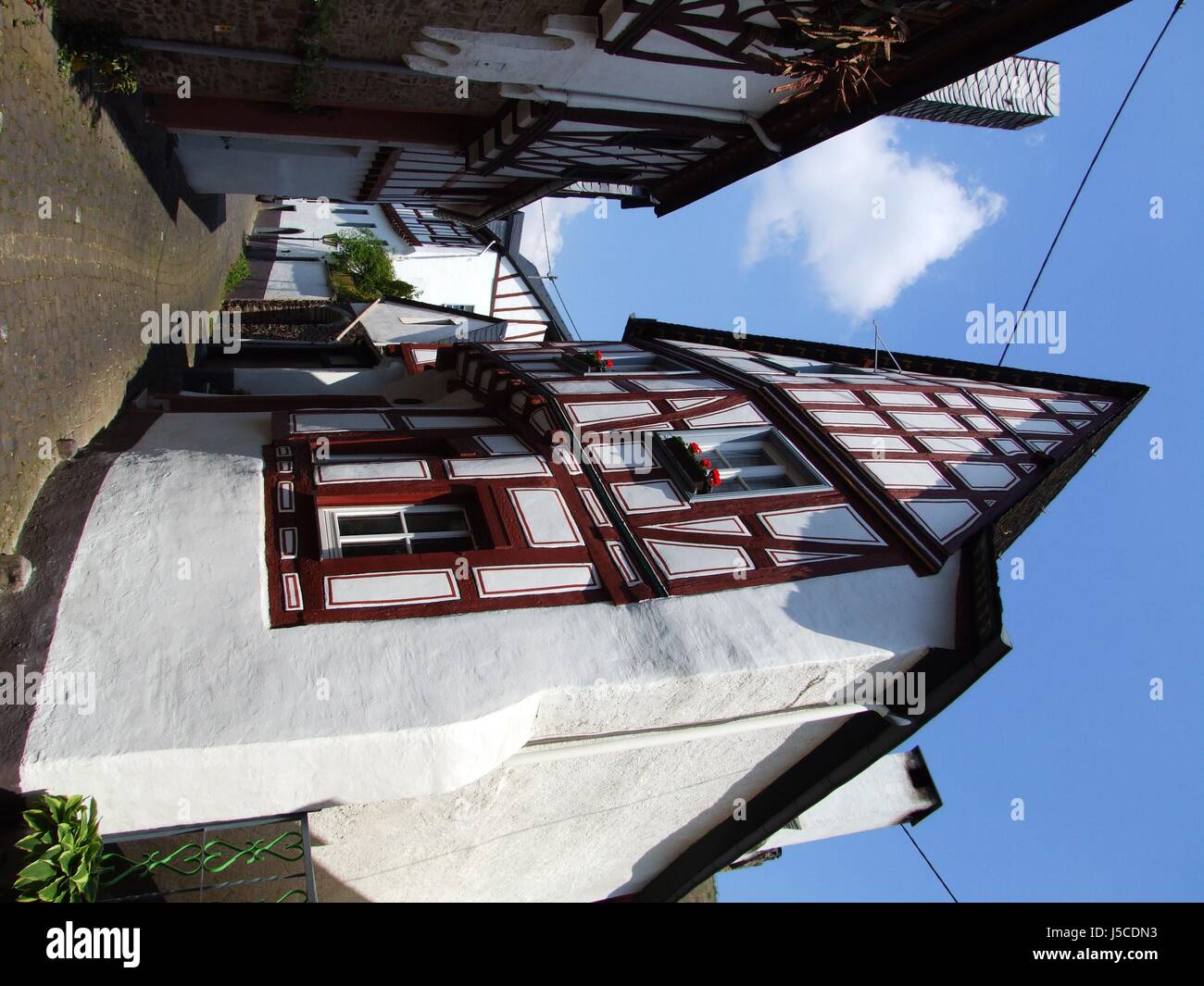 Acute angle building hi-res stock photography and images - Alamy