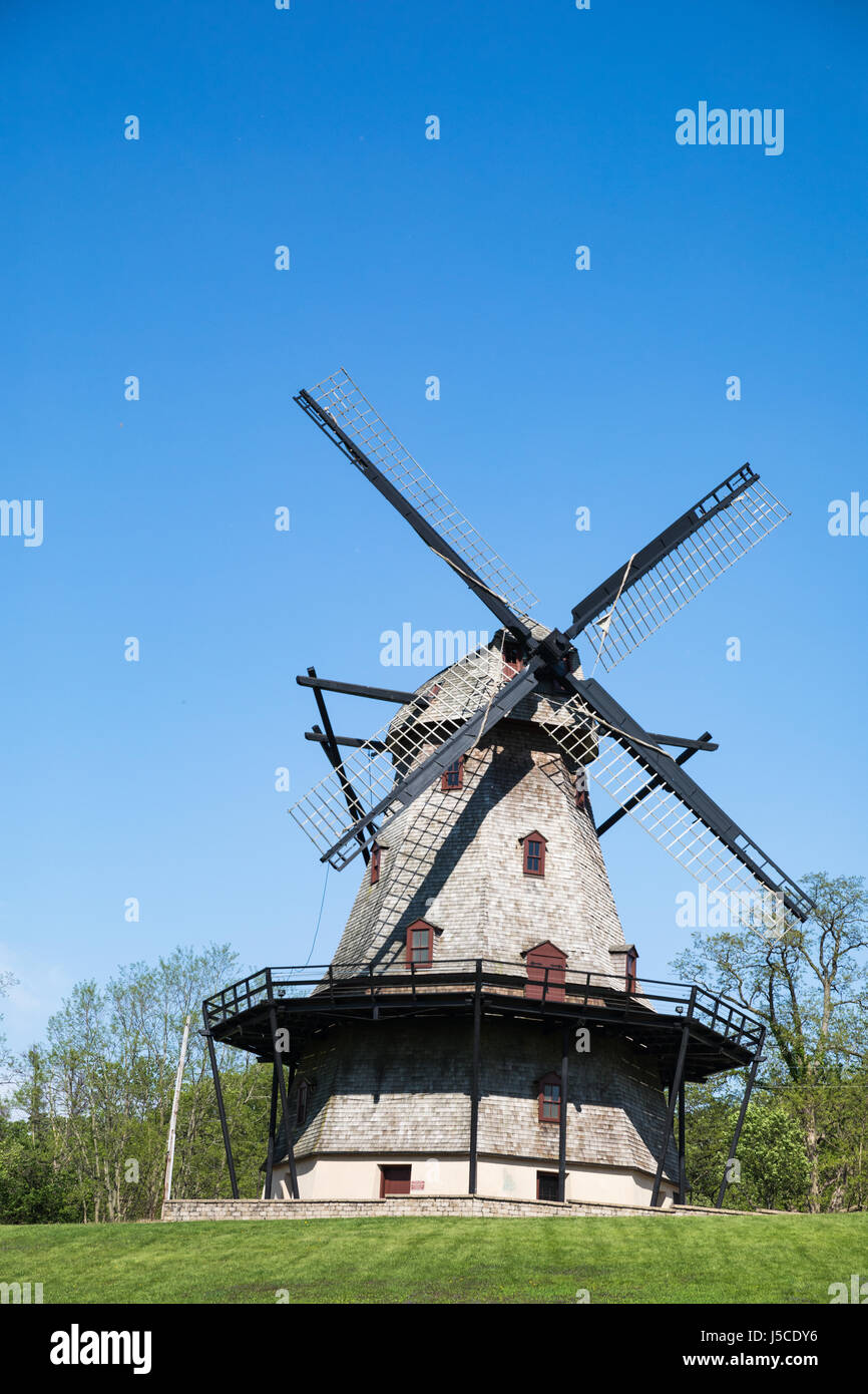 Fabyan windmill hi-res stock photography and images - Alamy