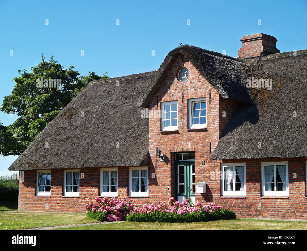 blue house building craftsman tradesman handicraftsman build home ...
