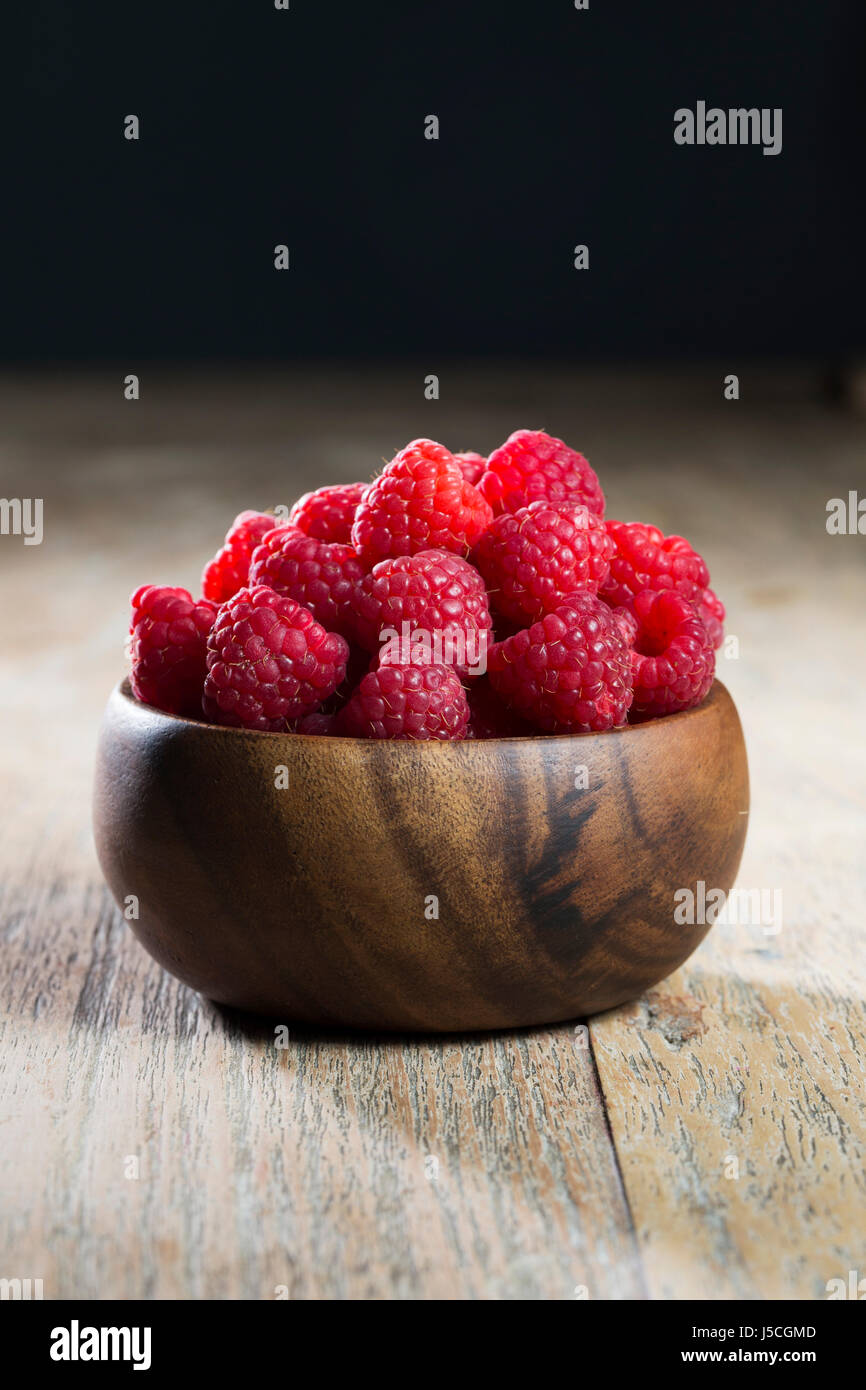 Rustic dessert table hi-res stock photography and images - Alamy