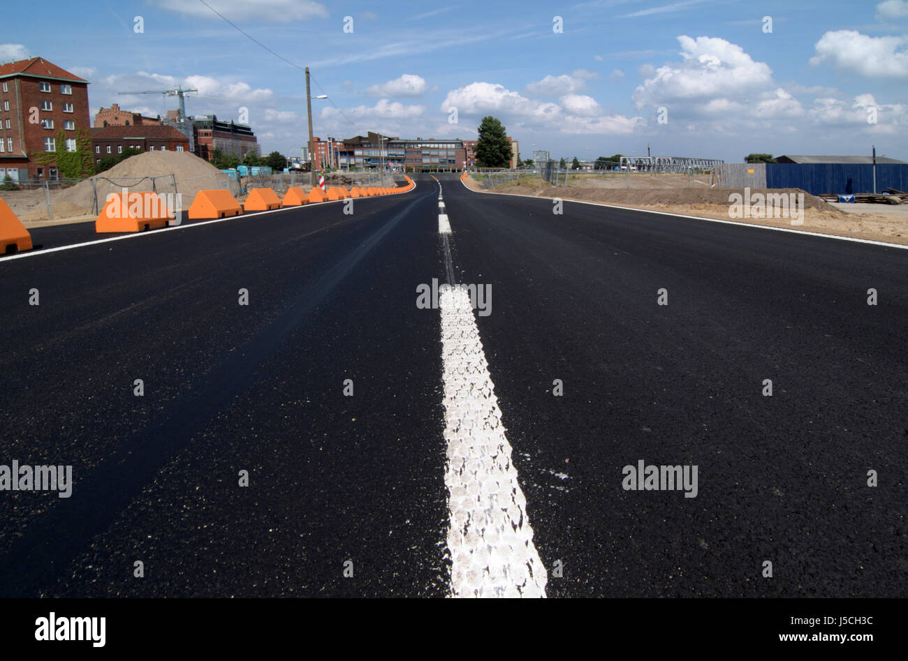 Black tarred hi-res stock photography and images - Alamy