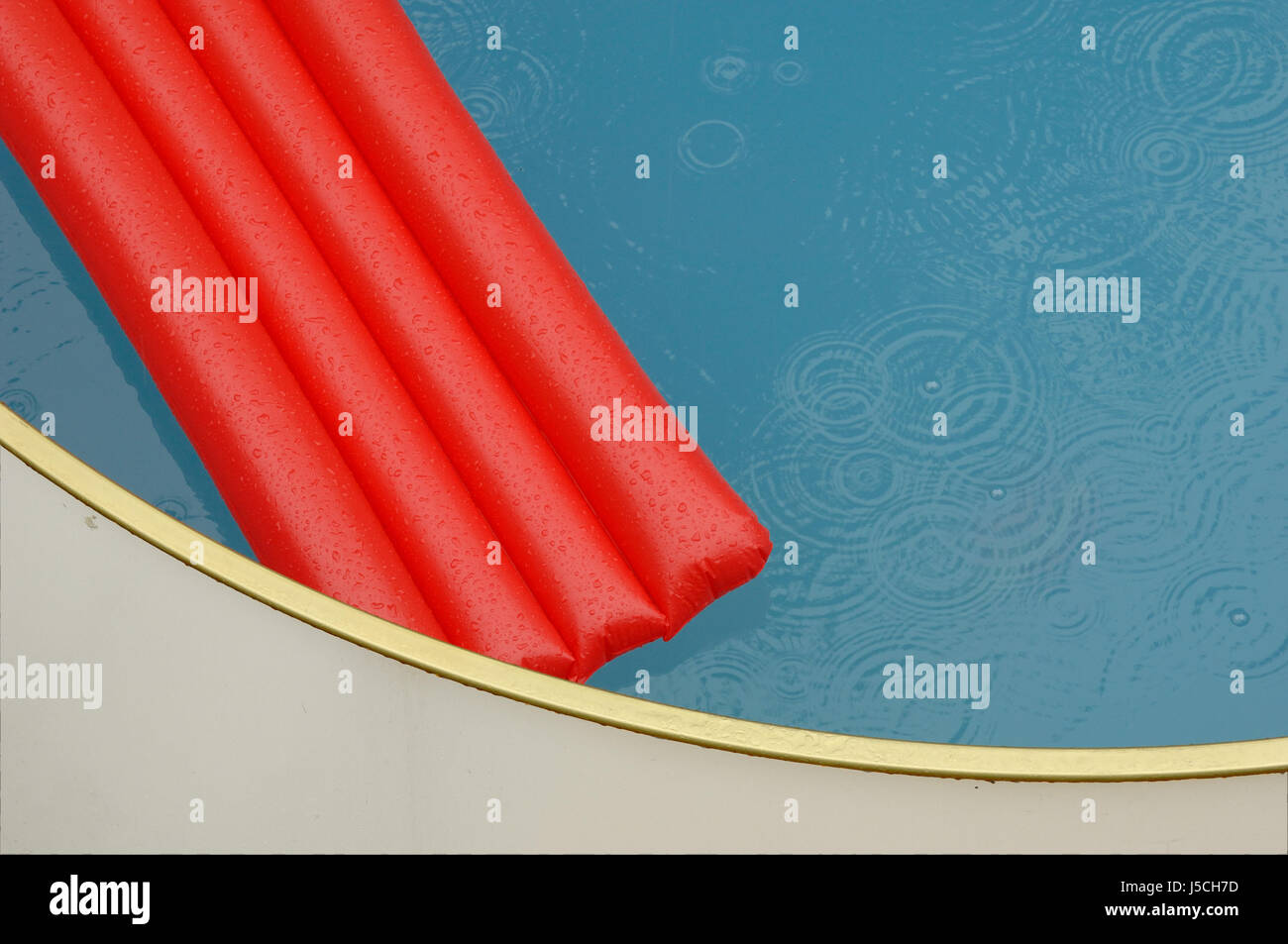 rain delay poolside Stock Photo - Alamy