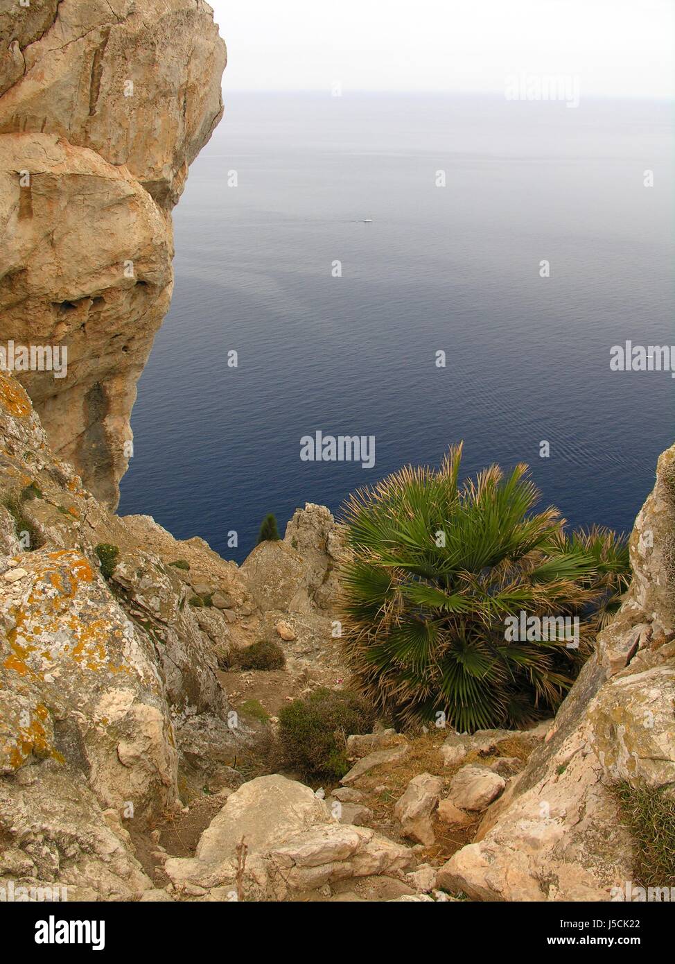 High_cliff hi-res stock photography and images - Alamy