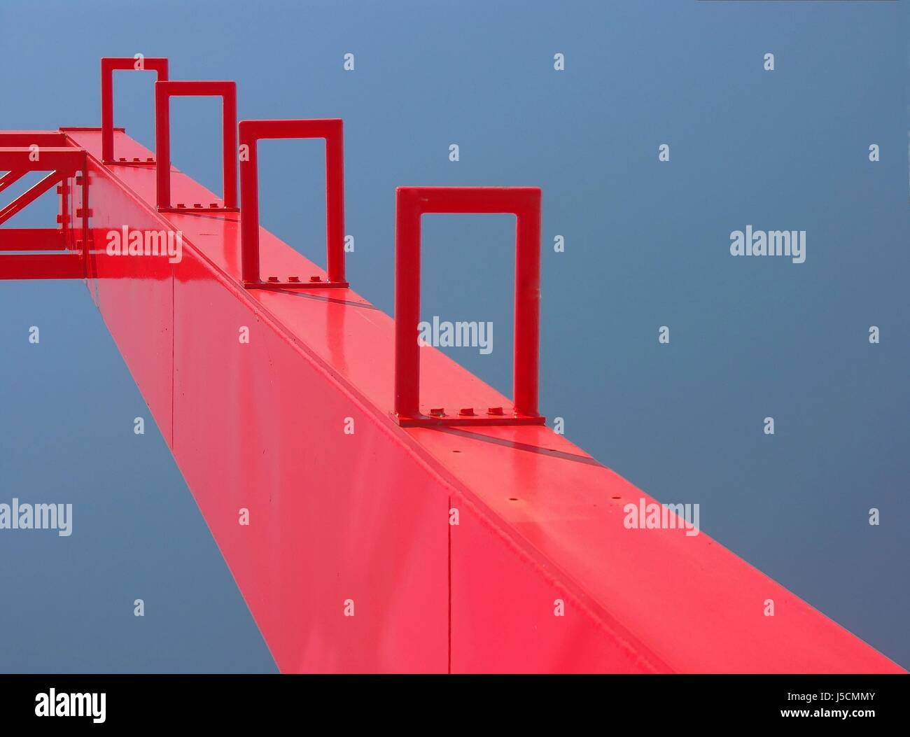 Red crossbeam hi-res stock photography and images - Alamy