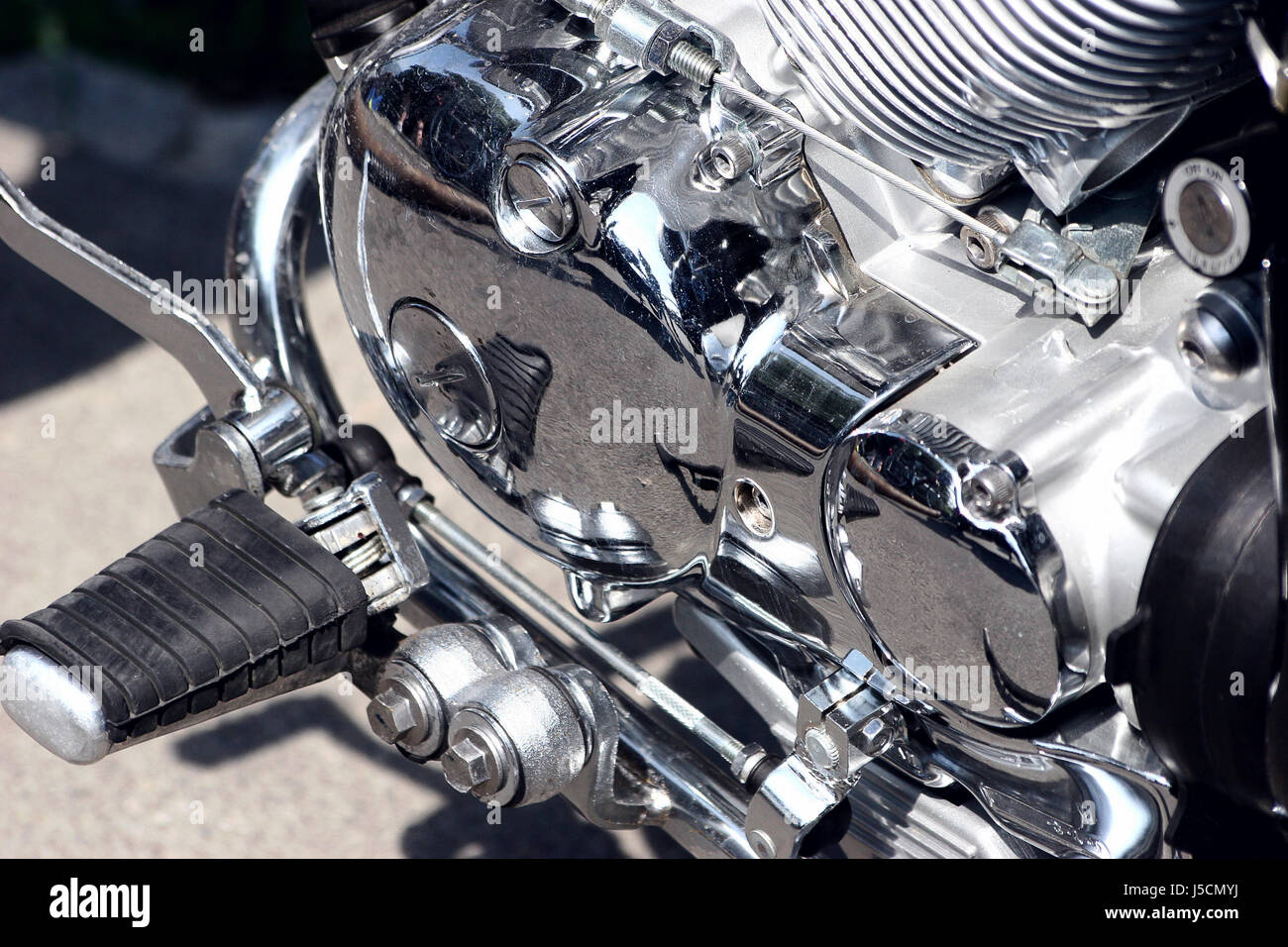 detail engine drive motor silver brilliance radiate motoring bright ...