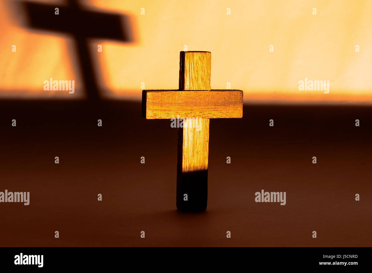 Religious cross and shadow hi-res stock photography and images - Alamy