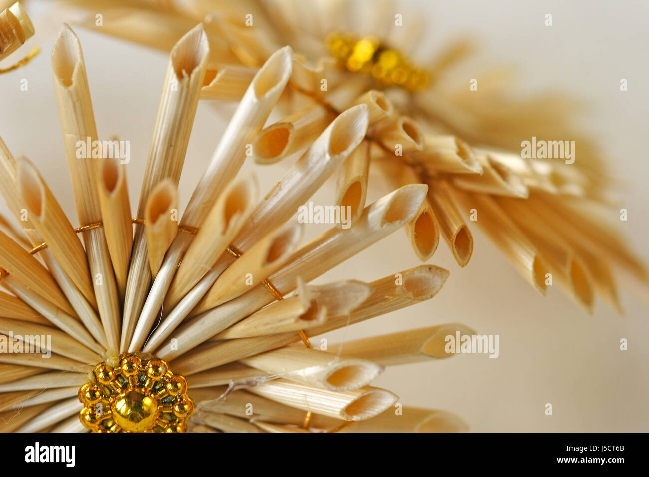 Strohsterne hi-res stock photography and images - Alamy
