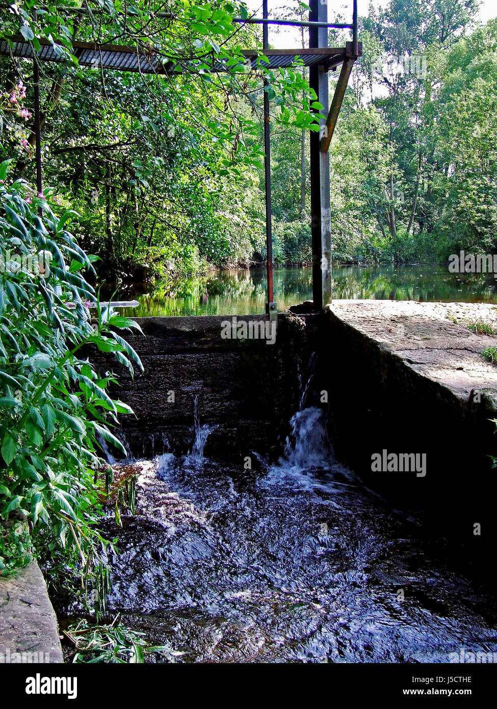 Stream with weir hi-res stock photography and images - Alamy