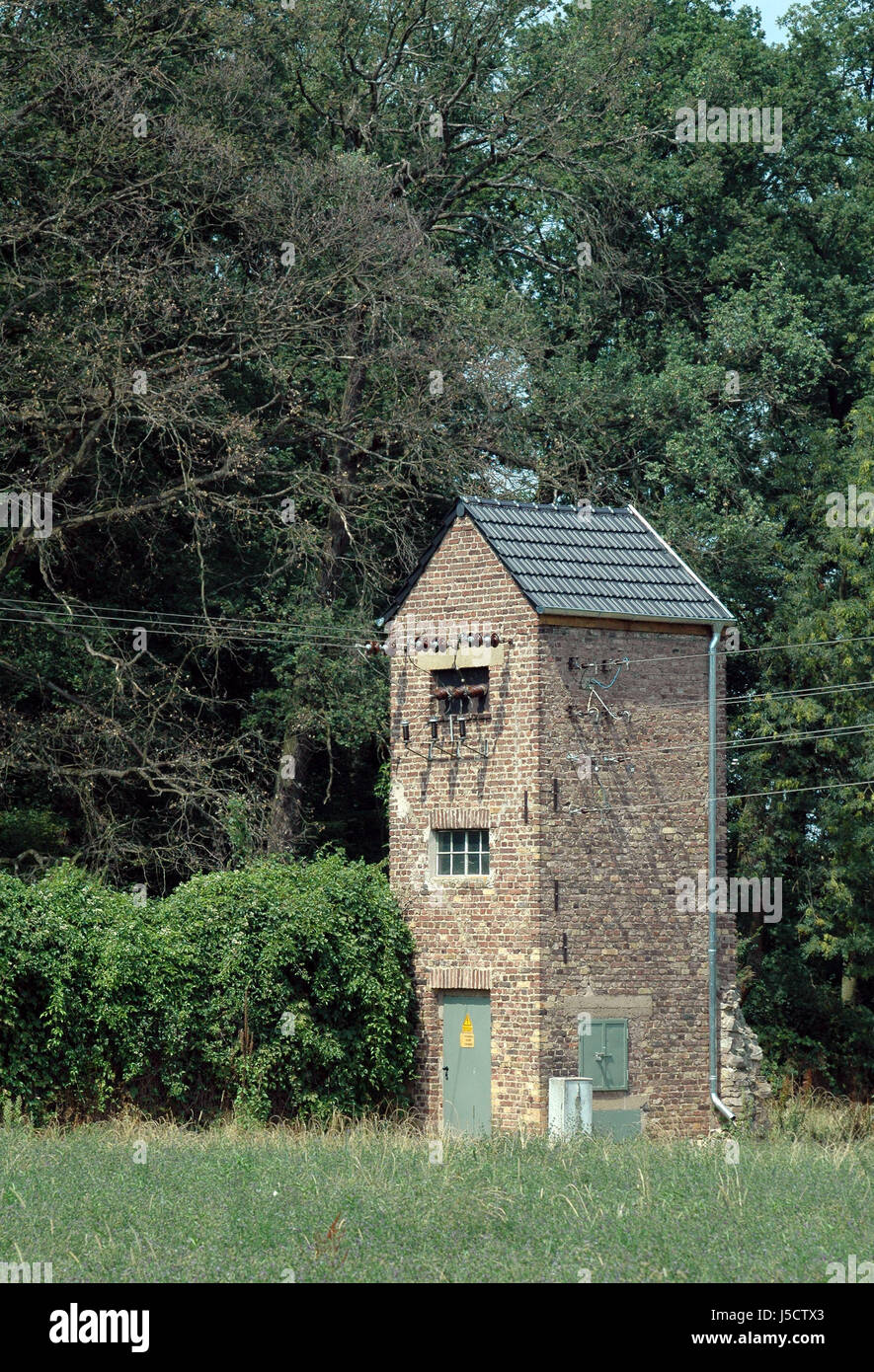 power distribution house Stock Photo - Alamy
