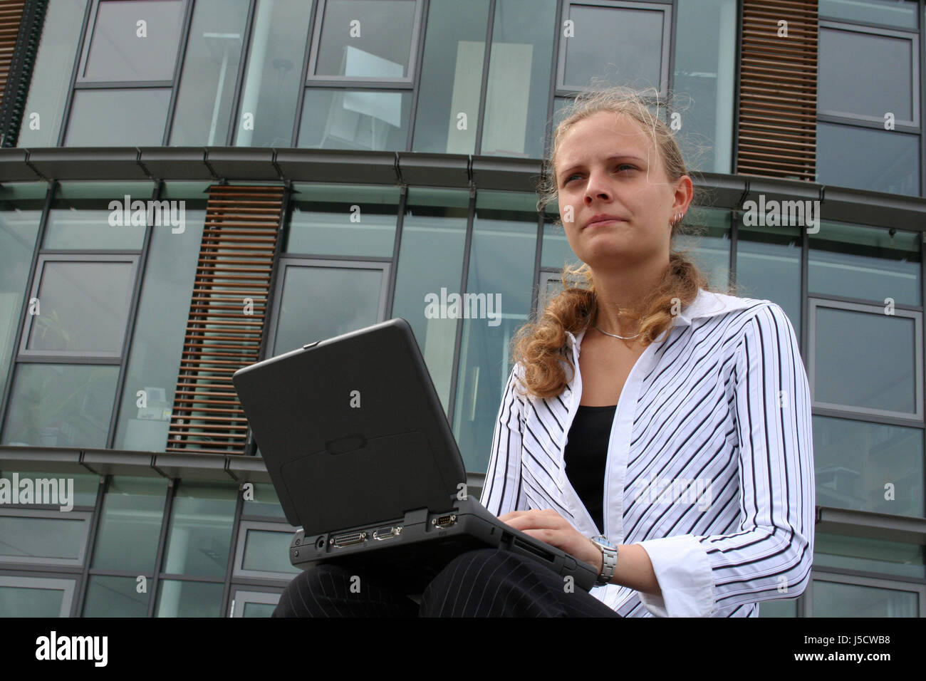 Programieren hi-res stock photography and images - Alamy