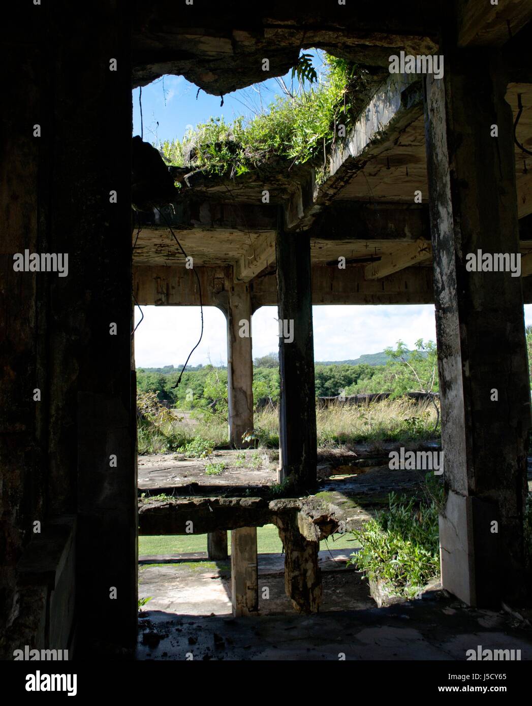 Japanese Air Command Building world war 11 ruins, Tinian The Japanese ...