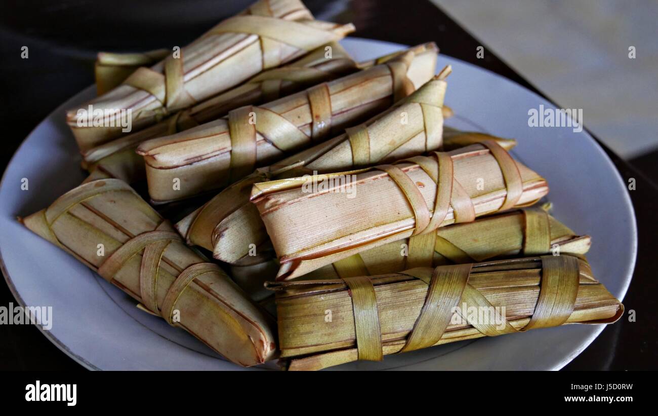 Filipino suman hi-res stock photography and images - Alamy